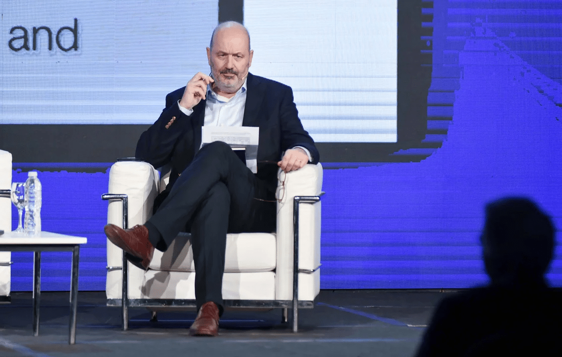 Federico Sturzenegger asiste a la 14° Edición del Foro ABECEB | Diario ...