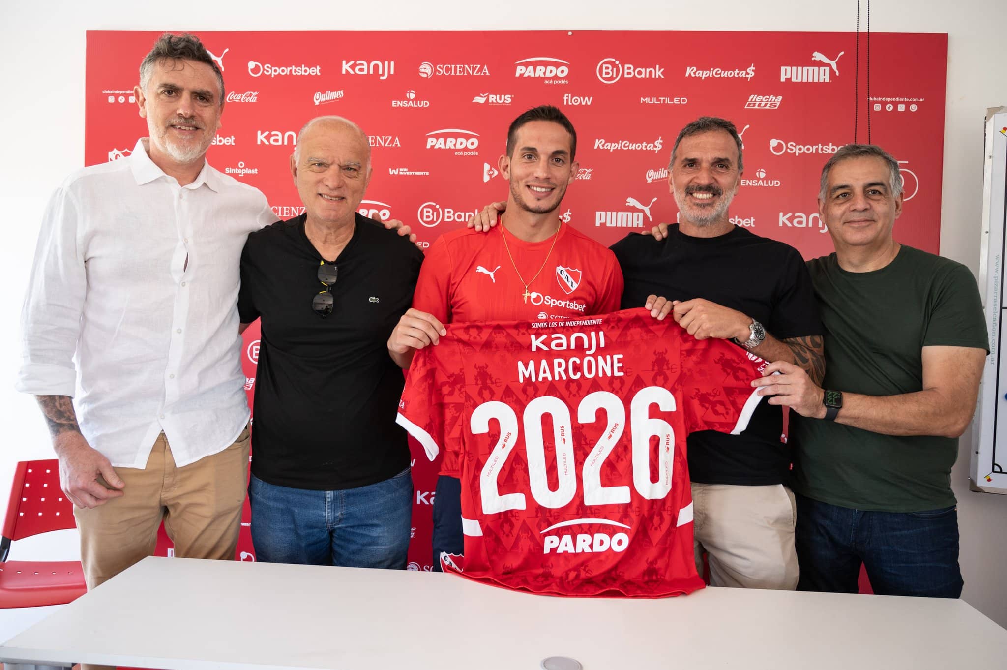 Marcone renovó contrato y Freire estampó su firma en Independiente ...