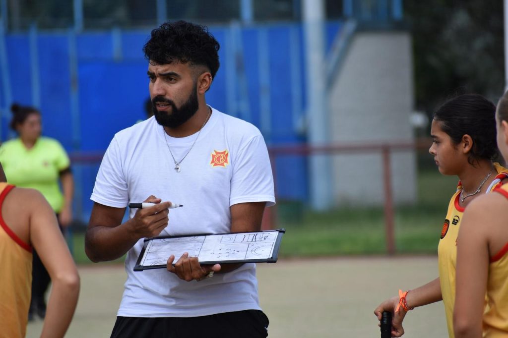 Lucas Escobar el nuevo entrenador de Belgrano en hockey | Diario El ...