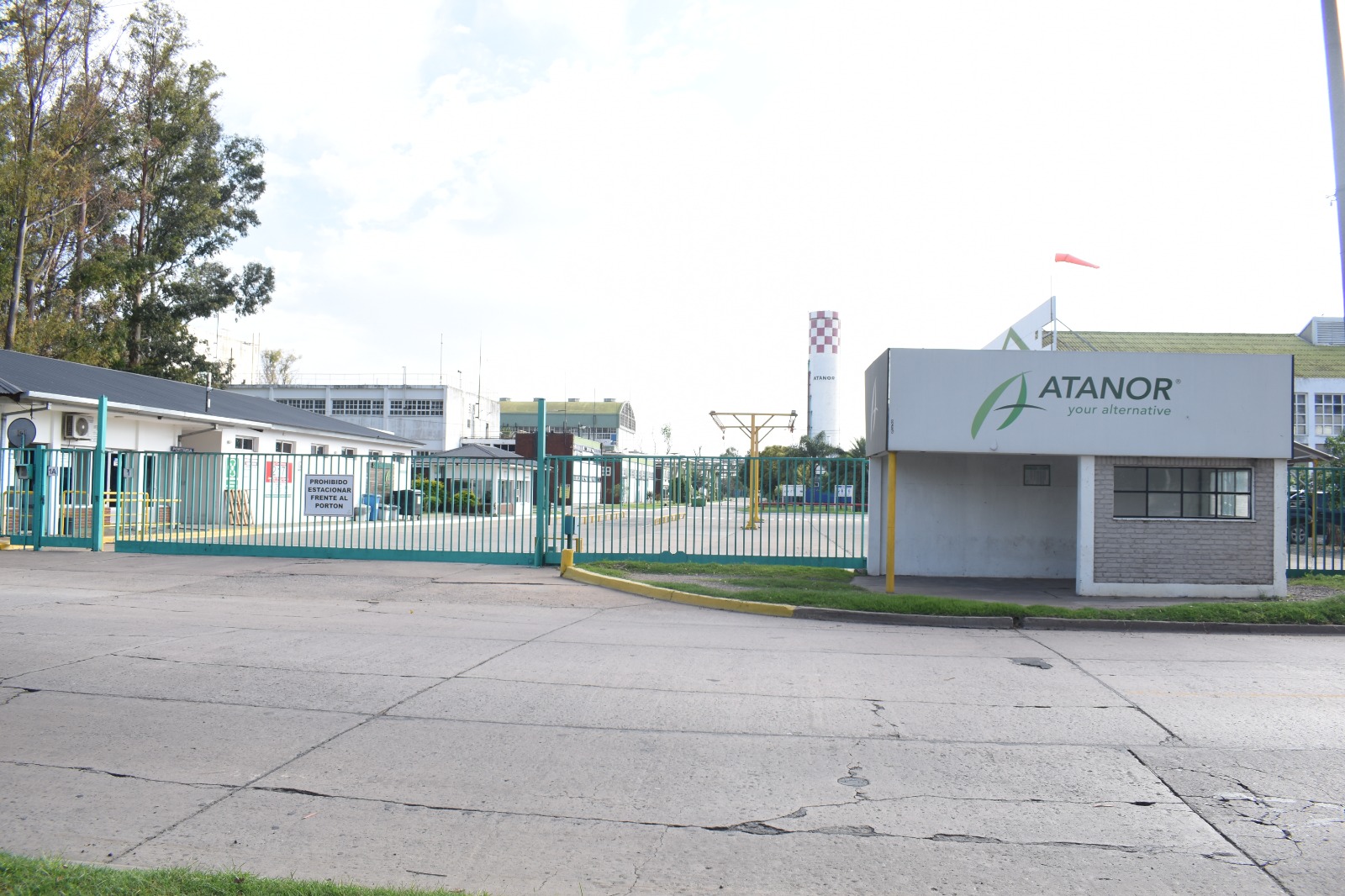 A poco más de un año de la explosión, Atanor opera bajo estricto control de seguridad | Diario ...