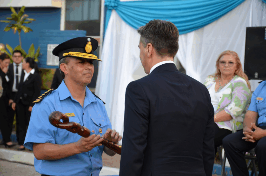 El jefe de la Policía de Chaco confirmó que cobra más de 10 millones de ...