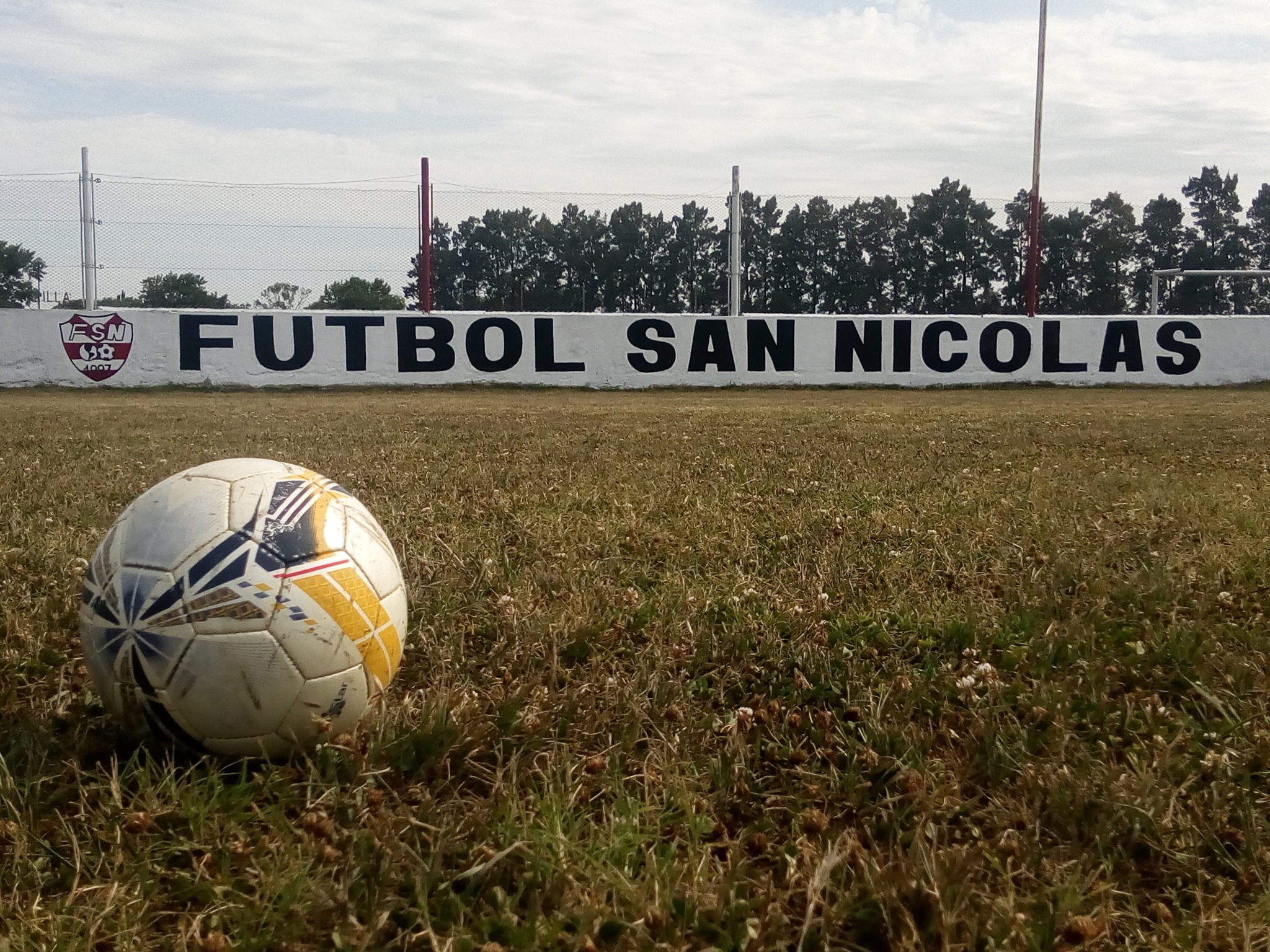 Tres años de suspensión al jugador de Fútbol San Nicolás que agredió a ...