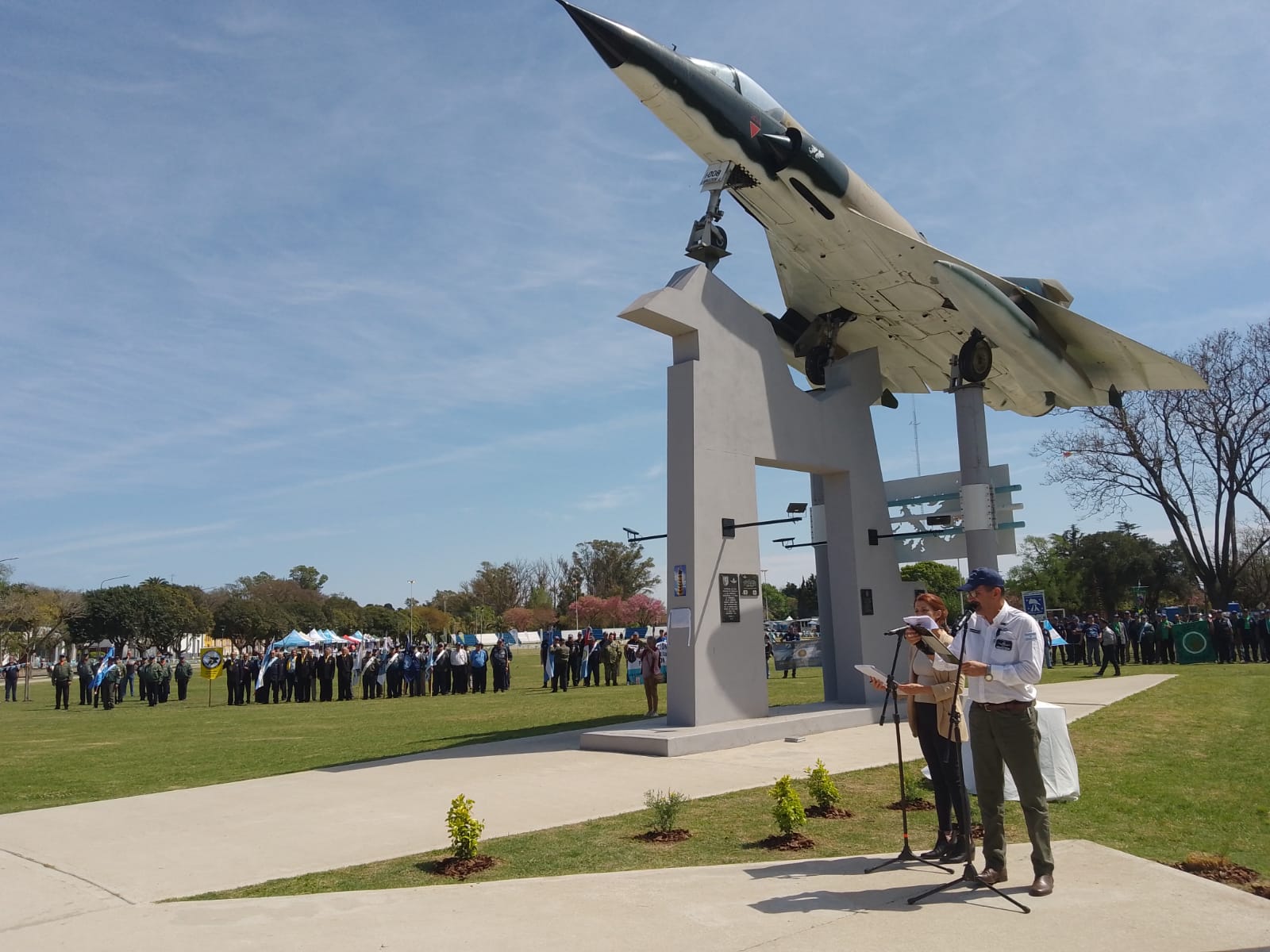 Convocatoria al Acto en Honor a la Fuerza Aérea Sur en Villa Ramallo ...