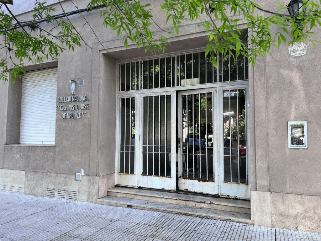 La adhesión al paro nacional docente de Ctera asciende al 80% en San ...