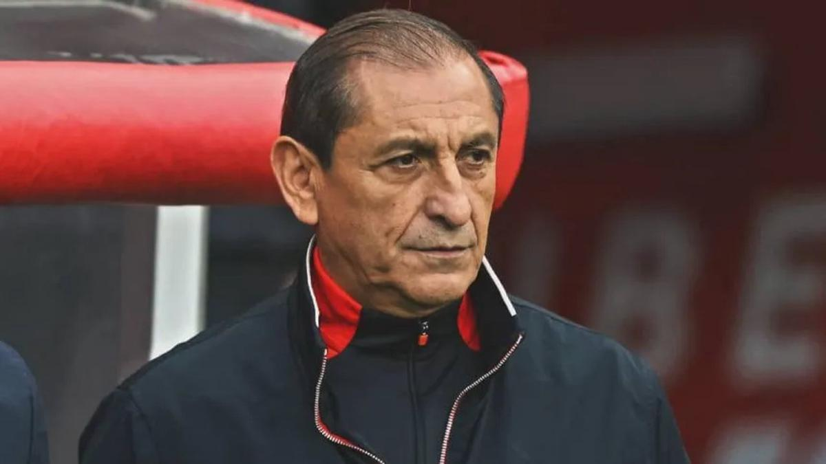 Inter de Porto Alegre oficializó la salida de Ramón Díaz tras un breve ...
